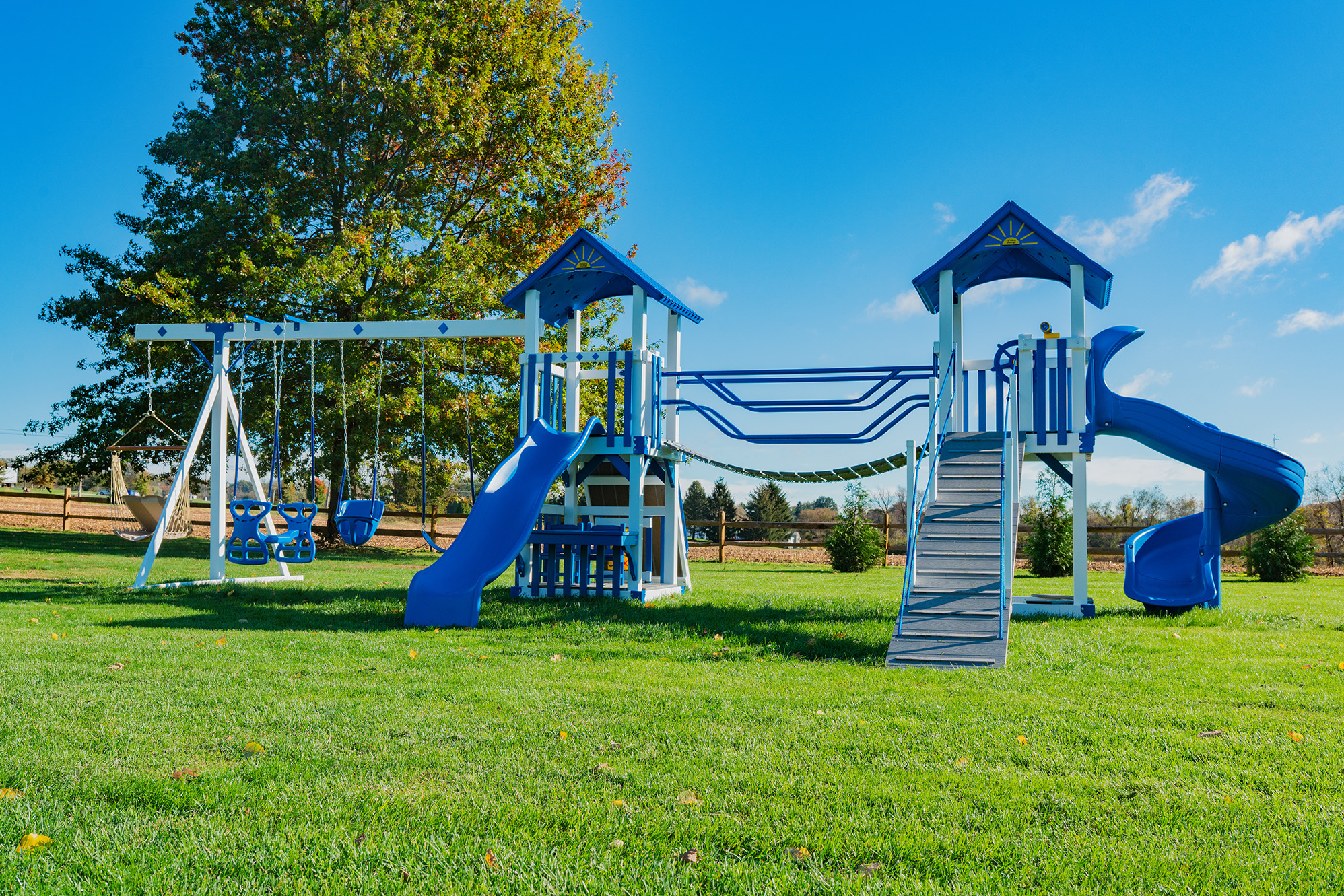 The Space Walk Swing Set - SwingIt Playsets